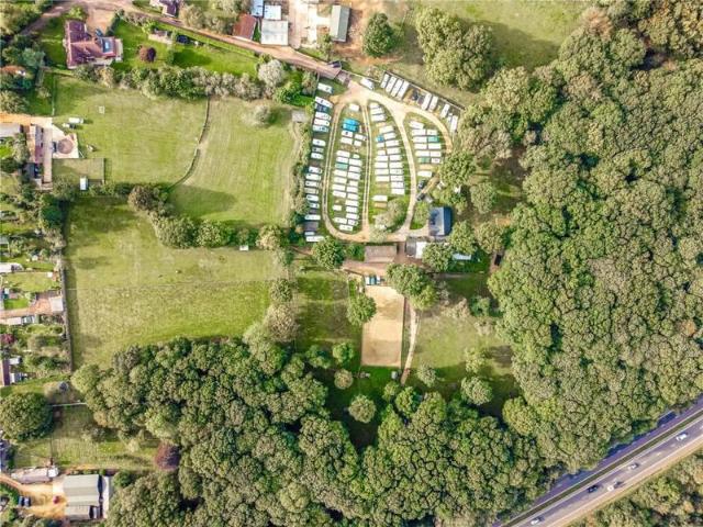 2 bedroom bungalow for sale in Pottersheath Road, Welwyn, Hert.