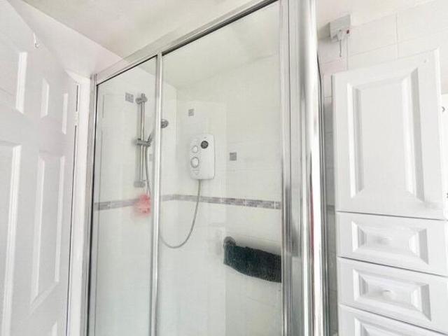 2 bedroom bungalow for sale in Palmbeach Avenue, Hythe CT21 6NL, CT21
