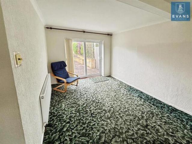2 bedroom bungalow for sale in Parkville Highway, Holbrooks, Coventry, CV6