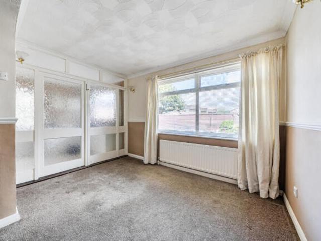 2 bedroom bungalow for sale in Passmore Close, Swindon, SN3