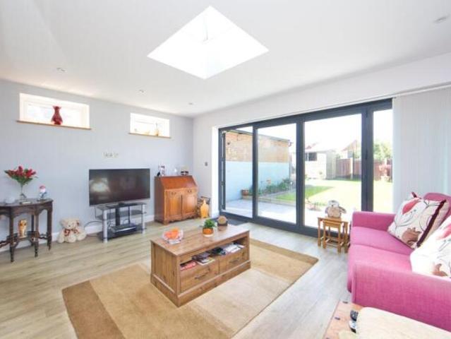 2 bedroom bungalow for sale in Peak Drive, Eastry, Sandwich, Kent, CT13