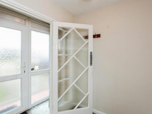 2 bedroom bungalow for sale in Roedean Close, Southend on Sea, Essex, SS2