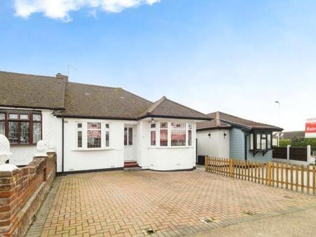 2 Bedroom Bungalow For Sale In Romford