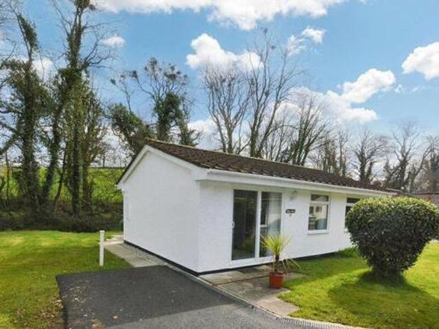 2 Bedroom Bungalow For Sale In Rosecraddoc, Liskeard