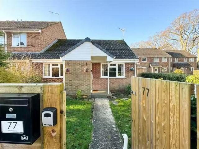 2 bedroom bungalow for sale in Rosehill Drive, Bransgore, Chri.