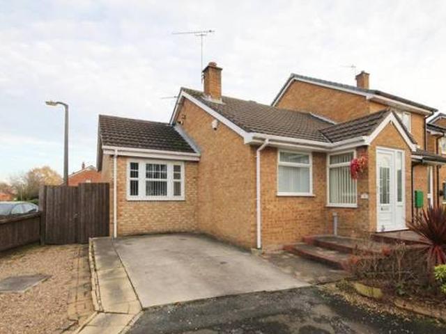 2 bedroom bungalow for sale in Redshank Close NewtonleWillows WA12 WA12