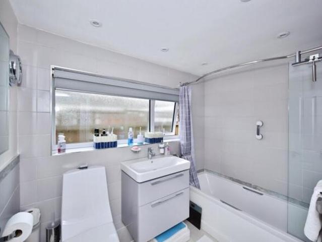 2 bedroom bungalow for sale in Regent Drive, Maidstone, Kent, ME15
