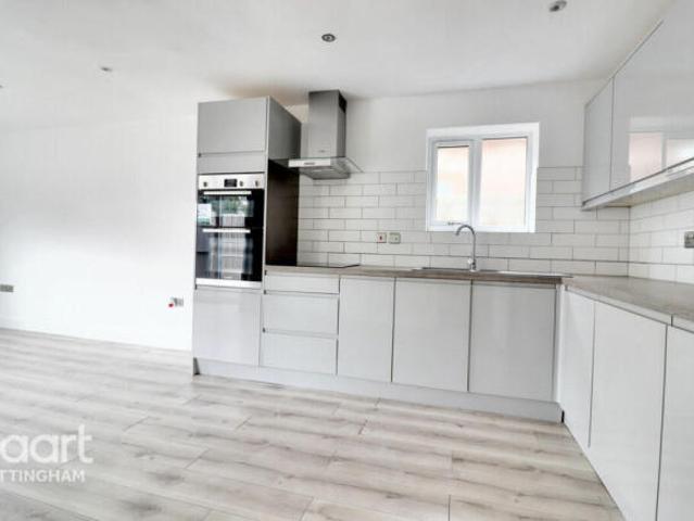 2 bedroom bungalow for sale in Woodhall Road, Nottingham, NG8