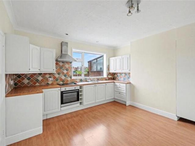 2 bedroom bungalow for sale in Wall Road, Norwich, Norfolk, NR3