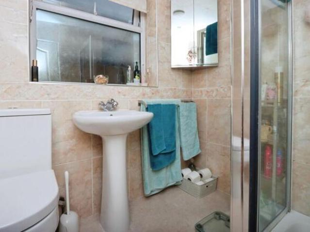 2 bedroom bungalow for sale in Wentworth Avenue, Aston, Sheffield, South Yorkshire, S26