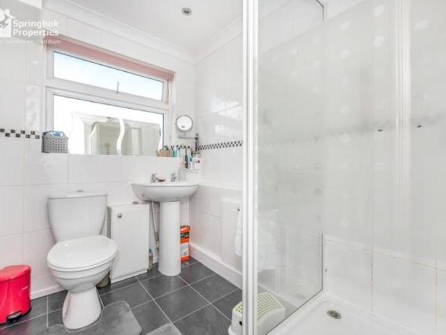 2 bedroom bungalow for sale in The Drive, Gravesend, Kent, DA12