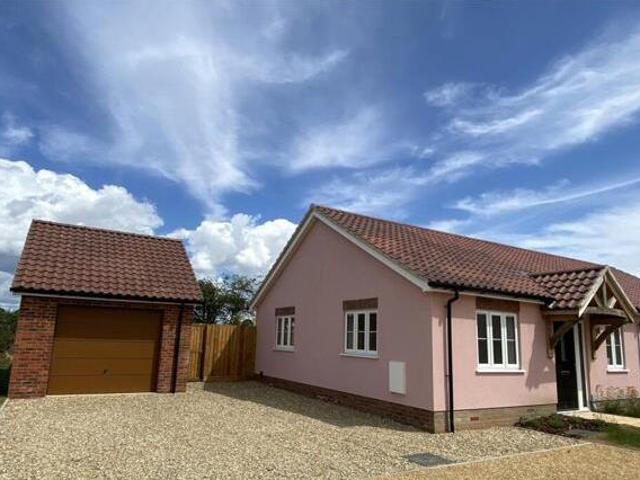 2 Bedroom Bungalow For Sale In The Street, Woodton