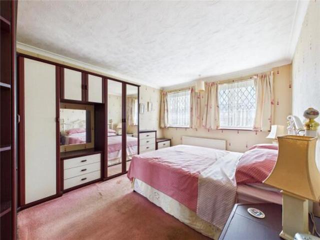 2 bedroom bungalow for sale in Tinabrook Close, Ipswich, Suffolk, IP2