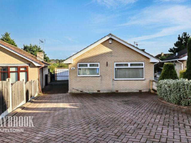2 bedroom bungalow for sale in Tunwell Greave, High Greave, S5