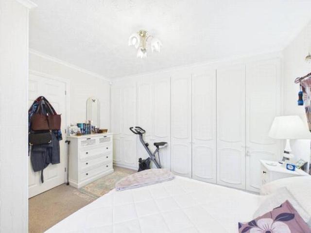 2 bedroom bungalow for sale in Twarnley Rise, Worcester, Worcestershire, WR4