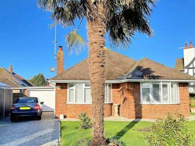 2 bedroom bungalow for sale in Vermont Way East Preston Littlehampton West Sussex BN16