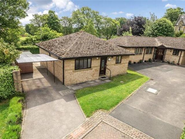 2 Bedroom Bungalow Farsley West Yorkshire LS99840578