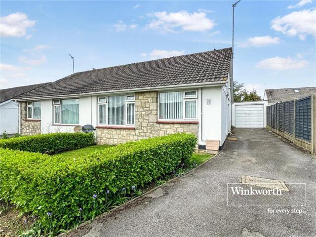 2 Bedroom Bungalow Ferndown Dorset LS101200035