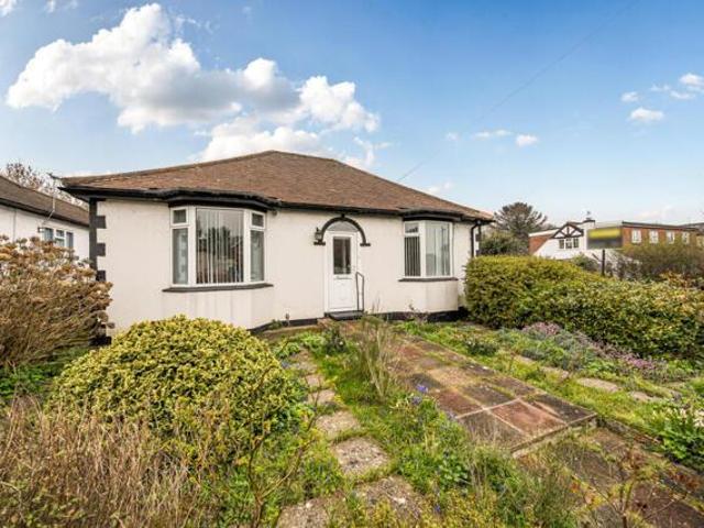 2 Bedroom Bungalow Kent Kent LS100685337