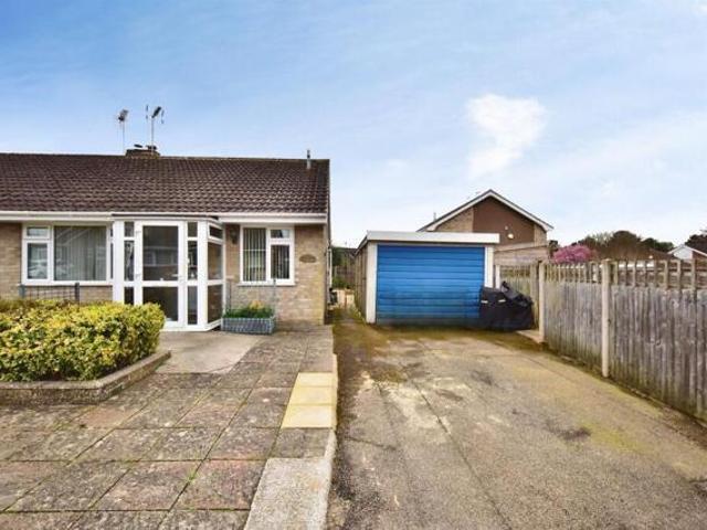 2 Bedroom Bungalow Kent Kent LS101676590