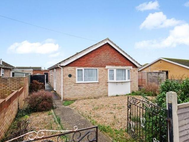 2 Bedroom Bungalow Kent Kent 100158571