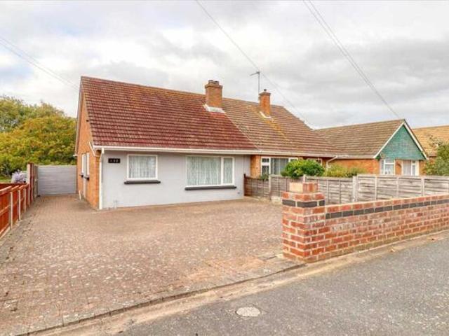 2 Bedroom Bungalow Holland On Sea Essex 100096980