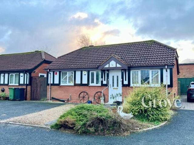 2 Bedroom Bungalow Halesowen West Midlands LS88819893
