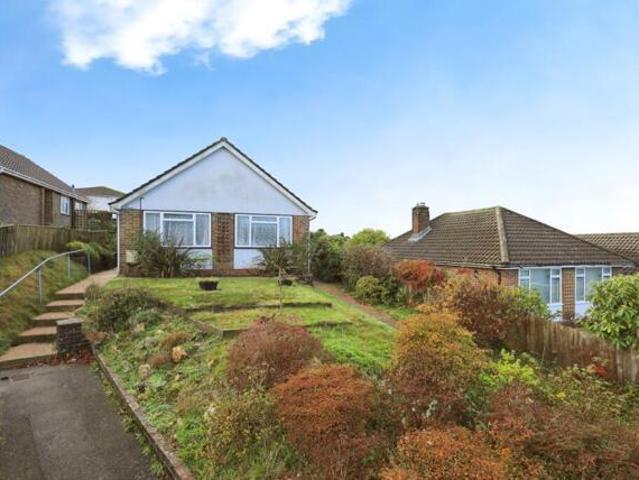 2 Bedroom Bungalow Heathfield East Sussex LS99315336