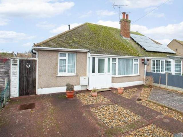 2 Bedroom Bungalow Herne Bay Kent 98648962