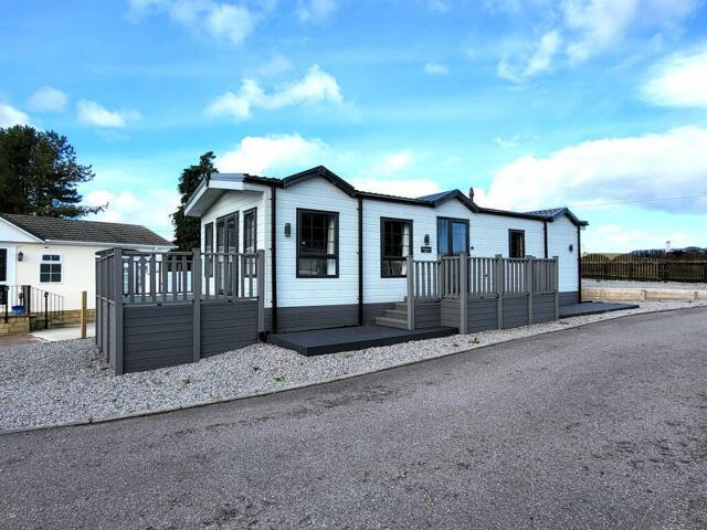 2 Bedroom Bungalow Highland Highland IV12 5SH 85524326