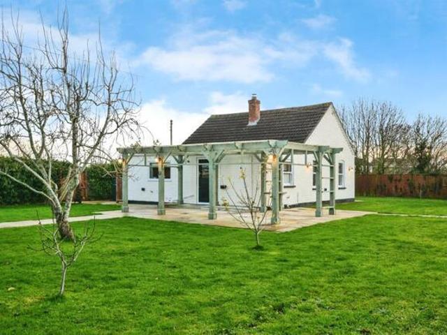 2 Bedroom Bungalow Huttoft Huttoft LS99773722
