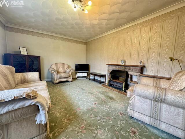 2 Bedroom Bungalow Isle Of Anglesey Isle Of Anglesey LS101955443