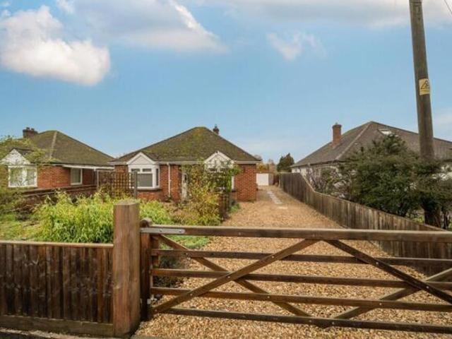 2 Bedroom Bungalow Oxfordshire Oxfordshire LS98477555