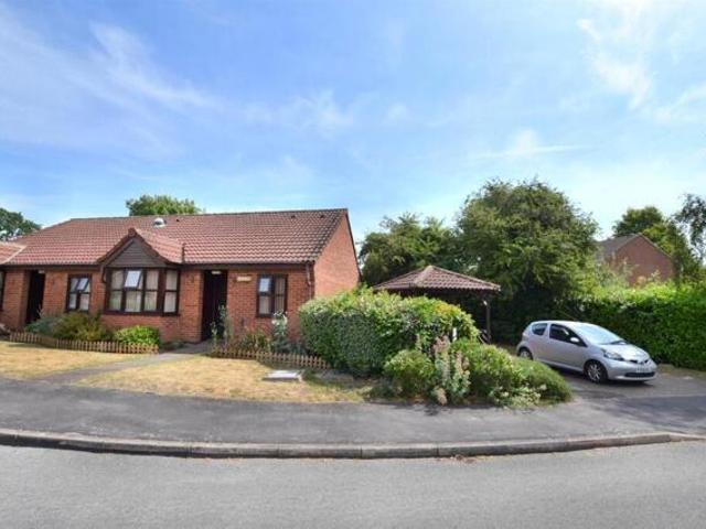2 Bedroom Bungalow Loughborough Leicestershire 101797110