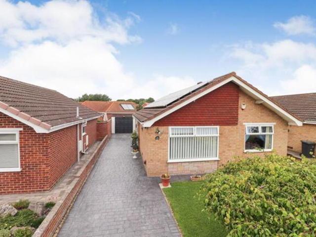 2 Bedroom Bungalow Lowestoft Suffolk 101316519