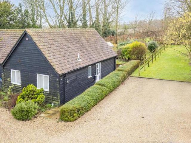 2 Bedroom Bungalow Lavenham Suffolk LS99986426