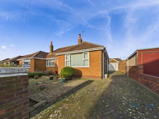 2 Bedroom Bungalow Lancs Lancashire 101796911