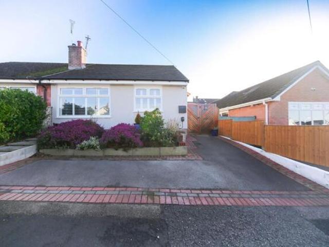 2 Bedroom Bungalow Lancs Wigan 101856029