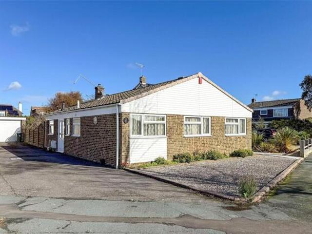 2 Bedroom Bungalow Littlehampton West Sussex LS99840002