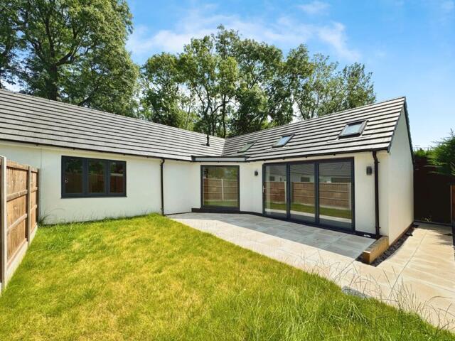 2 Bedroom Bungalow Lilleshall Telford And Wrekin LS98968886