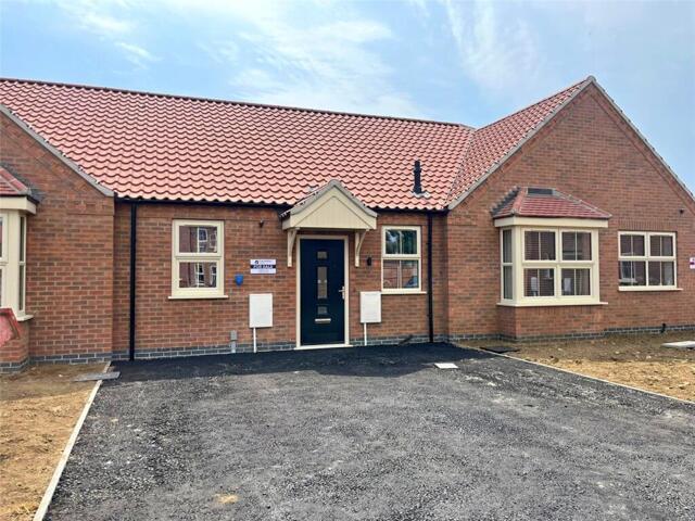 2 Bedroom Bungalow Lincolnshire Lincolnshire 92720194