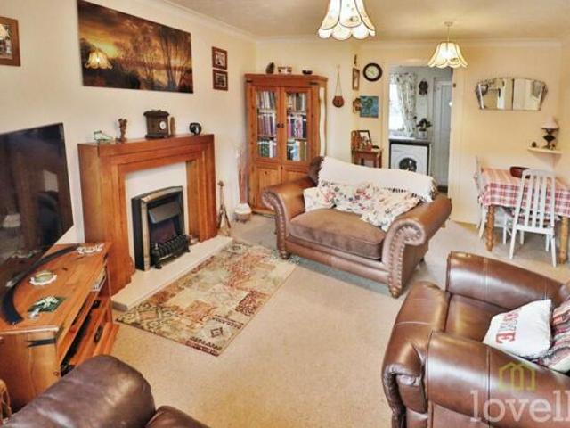 2 Bedroom Bungalow Lincolnshire Lincolnshire 99688670