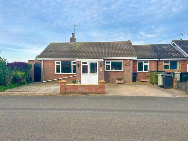 2 Bedroom Bungalow Lincolnshire Lincolnshire LS100158532