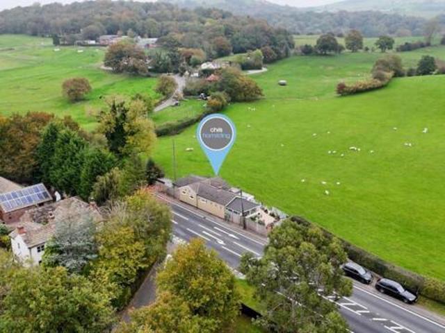 2 Bedroom Bungalow Macclesfield Cheshire East 99523902