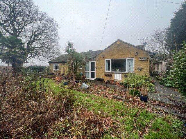 2 Bedroom Bungalow Maidstone Kent 88915906