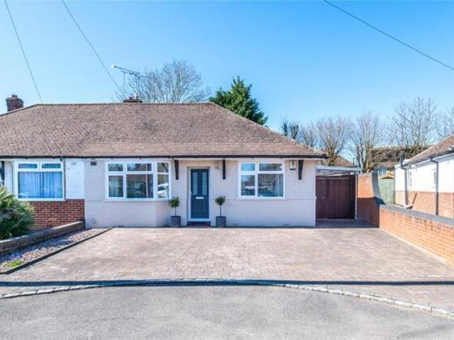 2 Bedroom Bungalow Maidstone Kent LS100648997