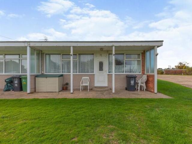 2 Bedroom Bungalow Mundesley Mundesley 98377585