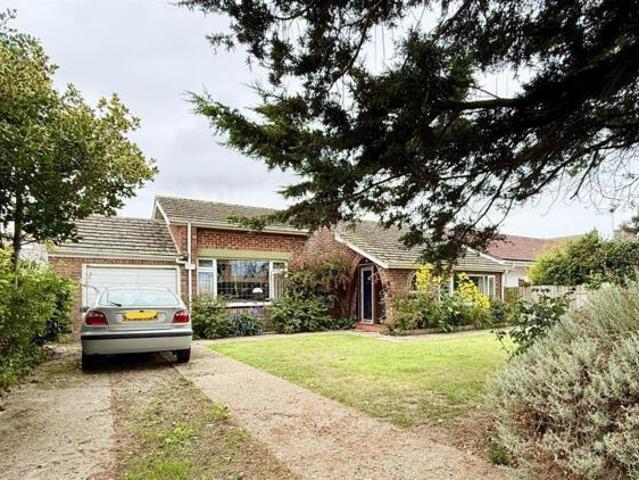 2 Bedroom Bungalow Norfolk Norfolk 100426597