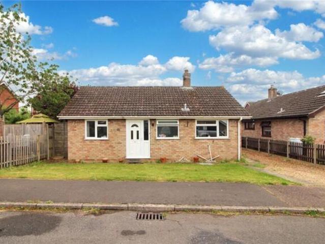 2 Bedroom Bungalow Norwich Norfolk 99523773