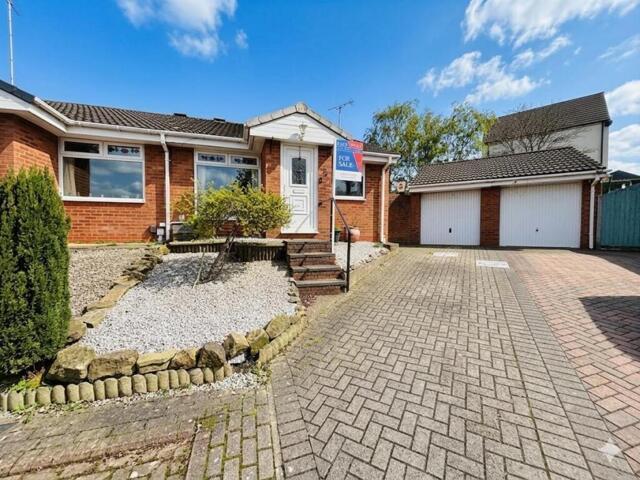 2 Bedroom Bungalow North Yorkshire North Yorkshire LS101025436